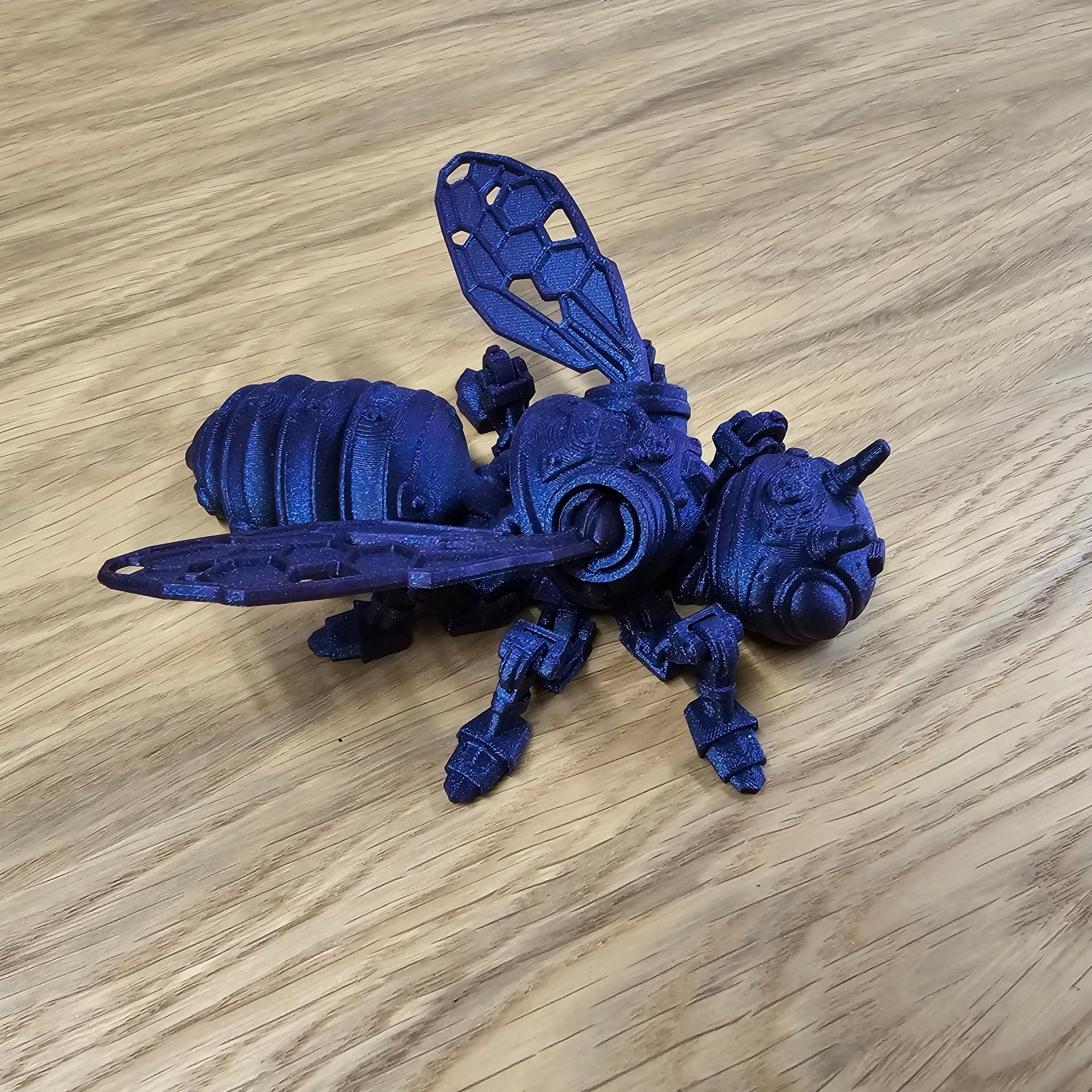 Flexi Factory Cyber Bee – Ashdown Prints